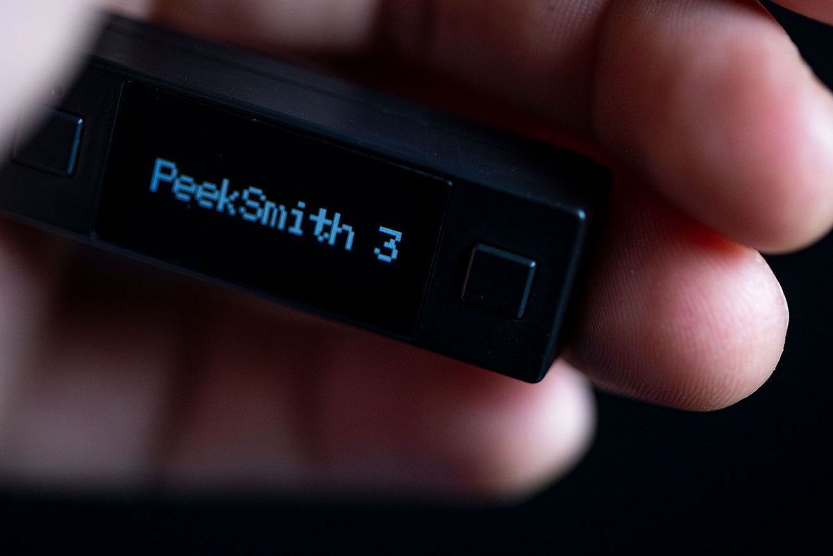 PeekSmith 3 | Magic Trick Device | Ellusionist Online Magic Store