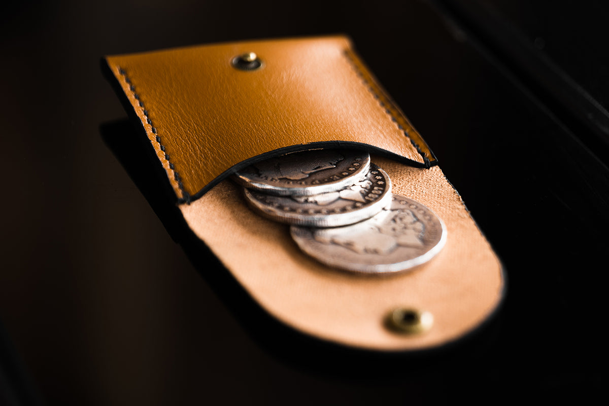 Pocket Portal Magic Trick by Samuel King. Vanish, Switch or Produce ...